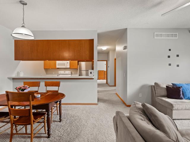 1107 NE 5th Lane 11