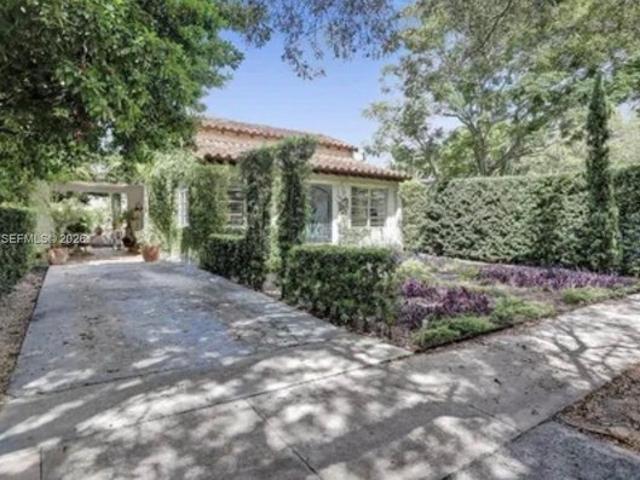 1107 Alhambra Cir, Coral Gables, FL 33134
