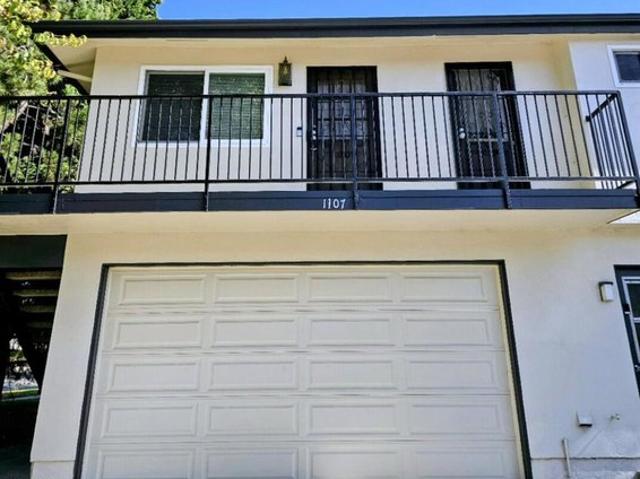 1107 Carlsbad Pl, Ventura, CA 93003