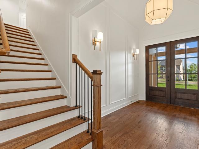 1107 Collin Dr
