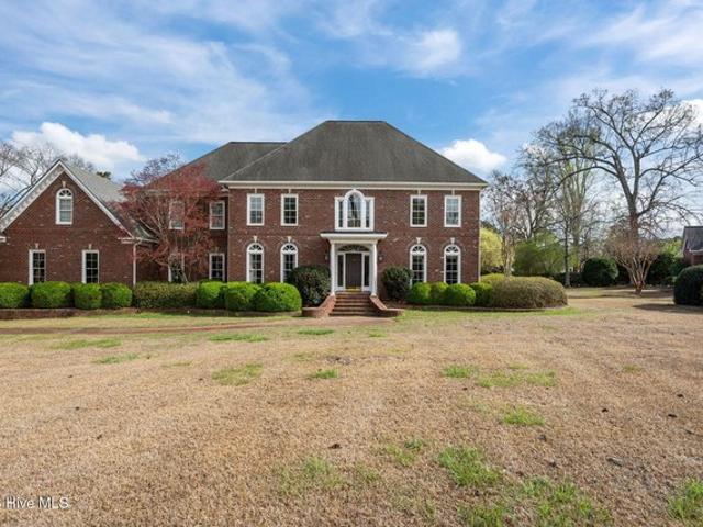 1107 Country Club Dr, Trent Woods, NC 28562