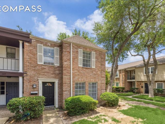 1107 Country Pl Dr, Houston, TX