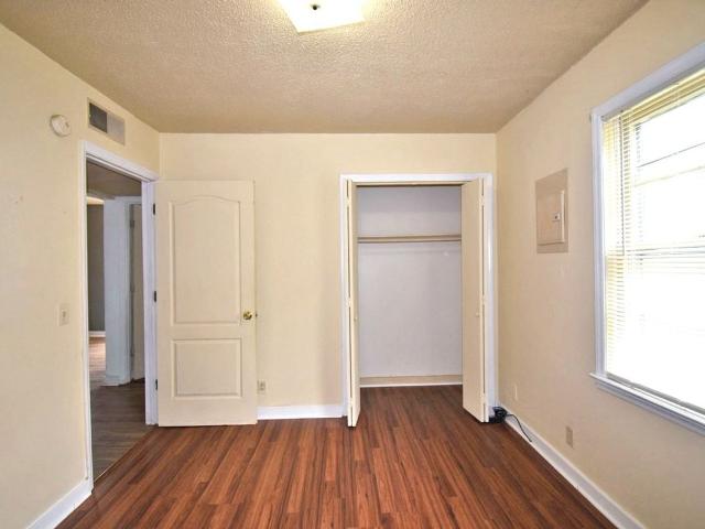 1107 Division Street 2 Bedroom Apartment for Rent at 1107 Division St, Murfreesboro, TN 37130