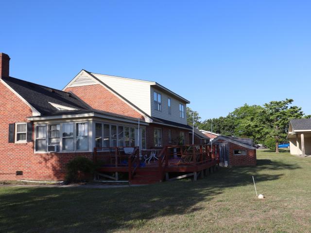 1107 Erwin Road