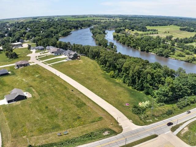 1107 Fawn Hollow Unit Whitetail Blf Lot 2, Waverly, IA 50677