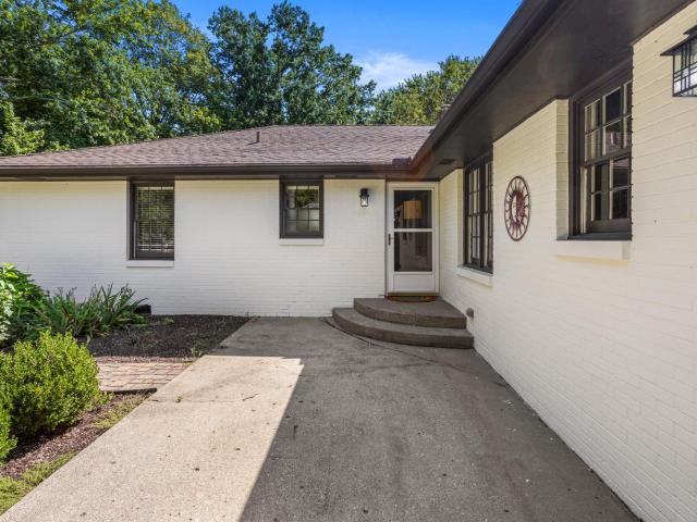 1107 Foothill Drive