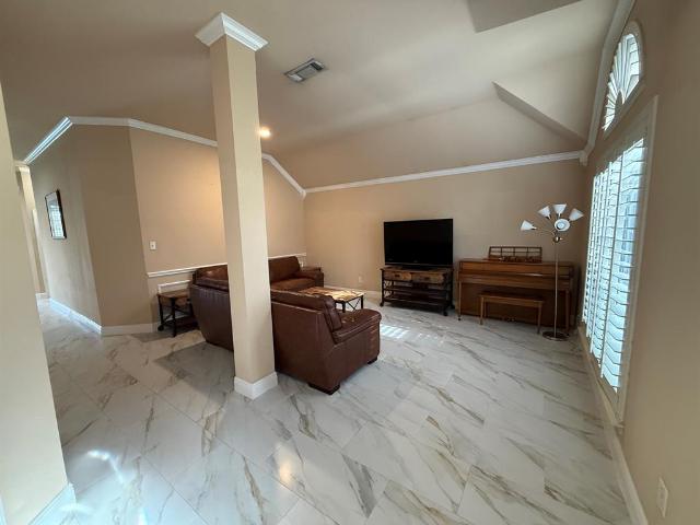 1107 Lyra Lane