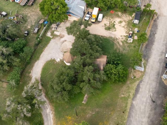 1107 Leander Dr