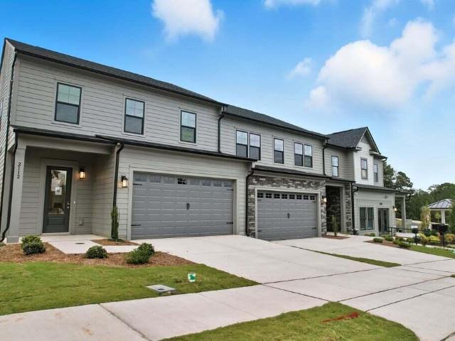 1107 Palisade Bluff Ln, Apex, NC 27502 | MLS #10155 | Compass