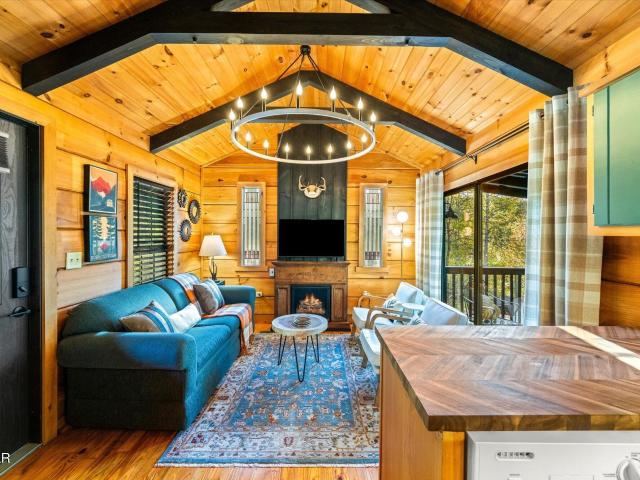 1107 Ridgefield Drive