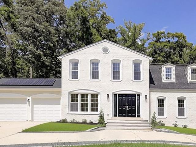 1107 Swan Creek Rd, Fort Washington, MD 20744