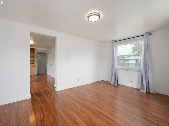 1107 S 7TH ST