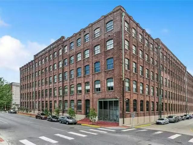 1107 S PETERS ST APT 401, NEW ORLEANS, LA 70130 Condo/Townhome.