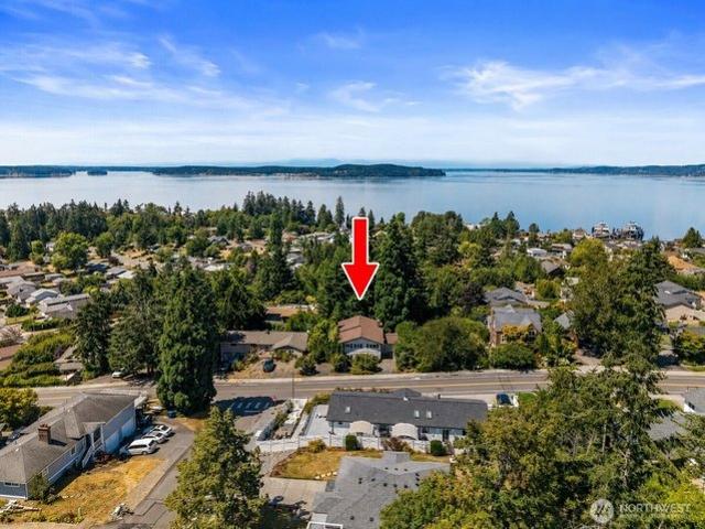 1107 Sequalish St, Steilacoom, WA 98388