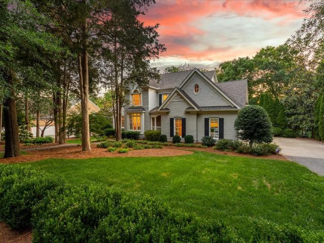 1107 Vaughn Crest Dr