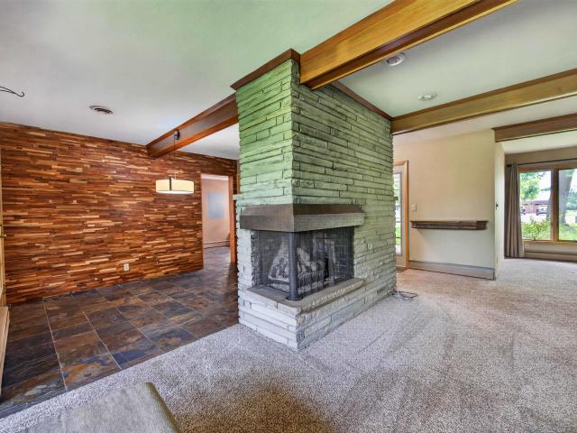1107 W 4th Street
