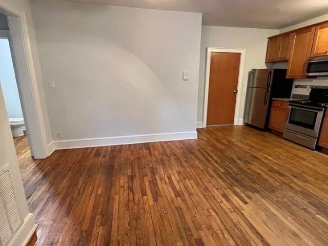 1107 W Grace St 3 Bedroom Apartment for Rent at 1107 W Grace St, Richmond, VA 23220 The Fan