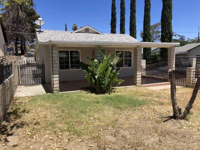 1107 W Hays St, Banning, CA 92220