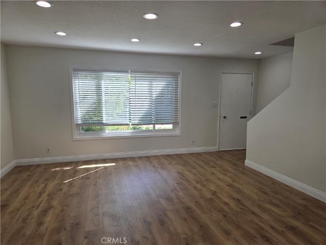 1107 W Memory Ln, Unit 6C, Santa Ana, CA 92706 | MLS #PW26058 | Compass