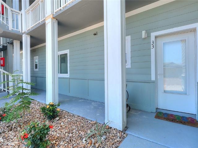 1107 11th Street E 33