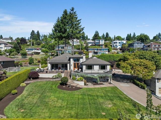 1107 51st St NE, Tacoma, WA 98422