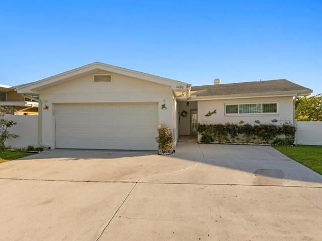 11080 4th St E, Treasure Island, FL 33706