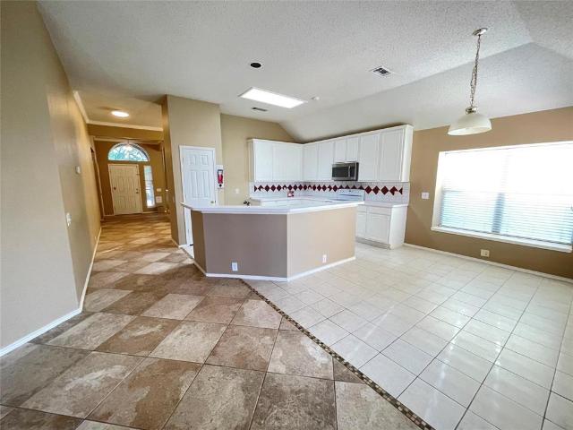 11082 Clearstream Lane