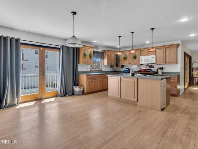1108 Monmouth Avenue