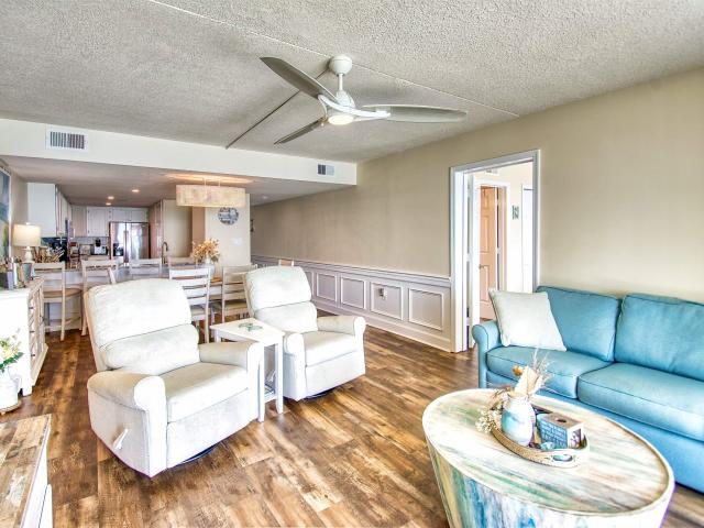 1108 N Waccamaw Dr. Ph b