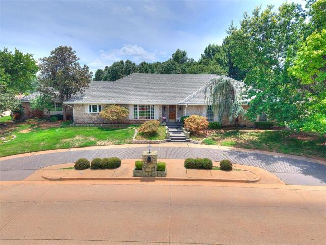 1108 Oak Tree Drive
