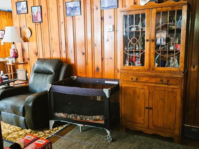 1108 Almond Road
