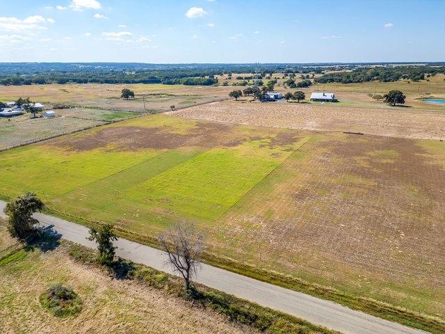 1108 and 1112 Clover Dr, Poolville, TX 76487