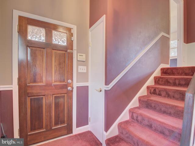 1108 B Shaker Woods Rd, Herndon, VA 20170 | MLS #VAFX2285 | Compass