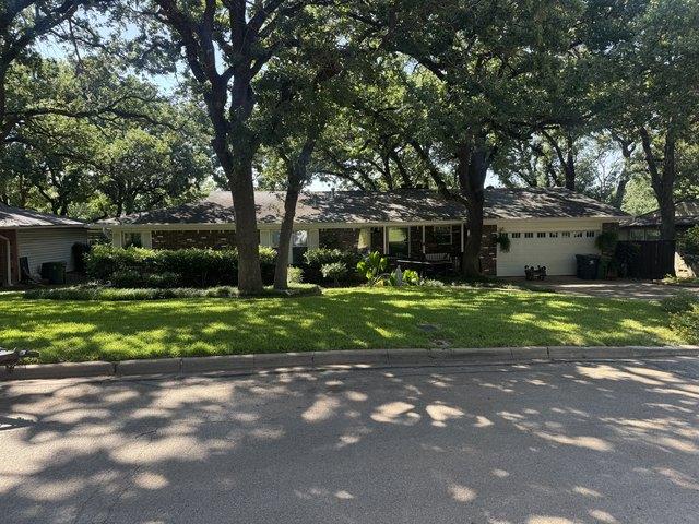 1108 Briarwood Blvd, Arlington, TX 76013