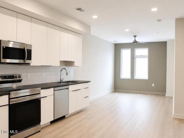 1108 Castle Street # 307