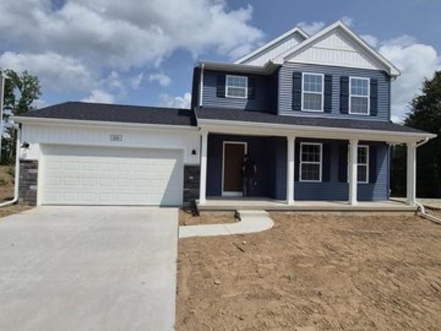 1108 Cedarwood Dr, Greenville, MI 48838