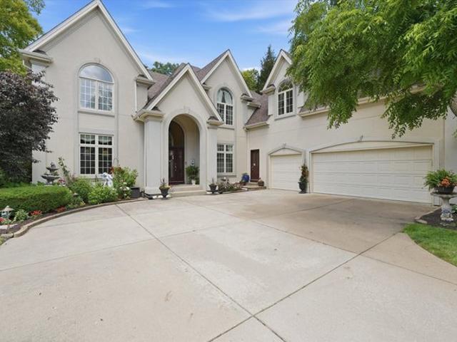 1108 Chadwick Ct, Aurora, IL 60502