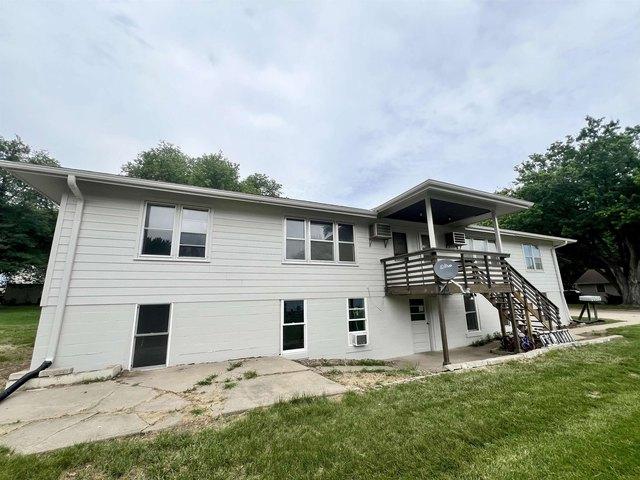 1108 Douglas St, Wayne, NE 68787