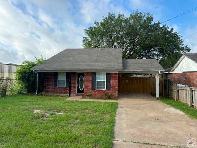 1108 E 37th St, Texarkana, AR 71854
