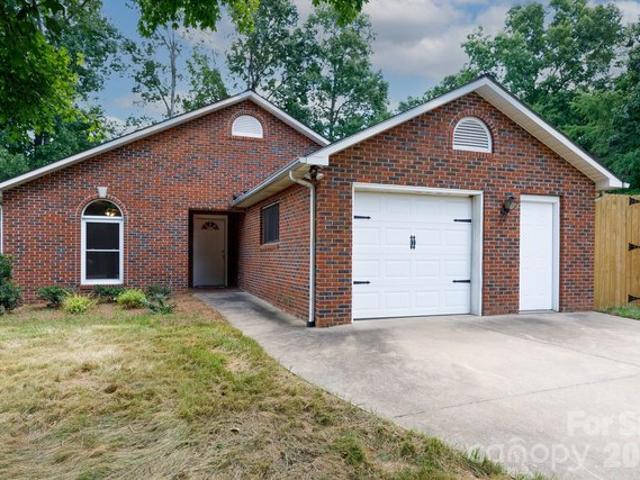 1108 Ebinport Rd, Rock Hill, SC 29732