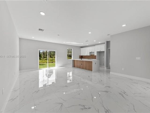 1108 Garibaldi St E, Lehigh Acres, FL 33974