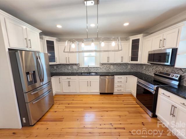 1108 Herrin Ave, Charlotte, NC 28205 | MLS #4357