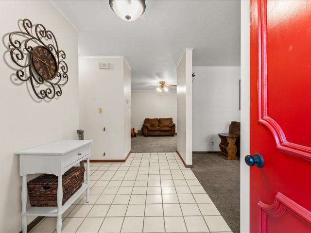 1108 Riverside Court