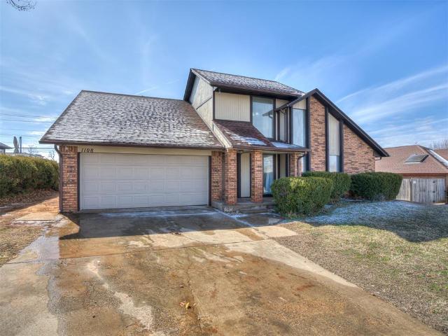 1108 SW 118th Place