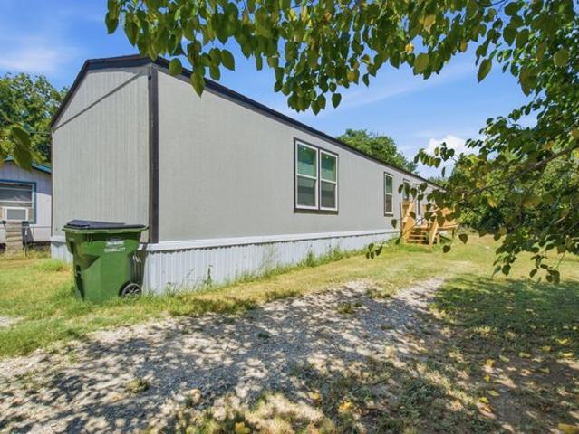 1108 SW 24th St, Mineral Wells, TX 76067