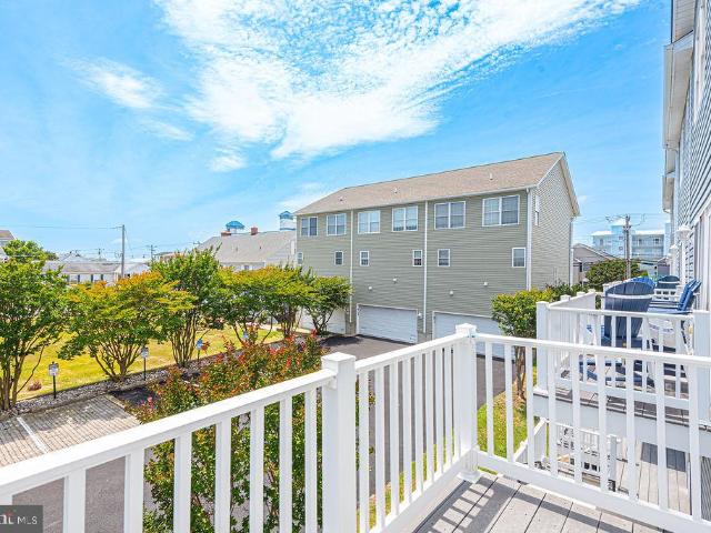 1108 Saint Louis Avenue # 2