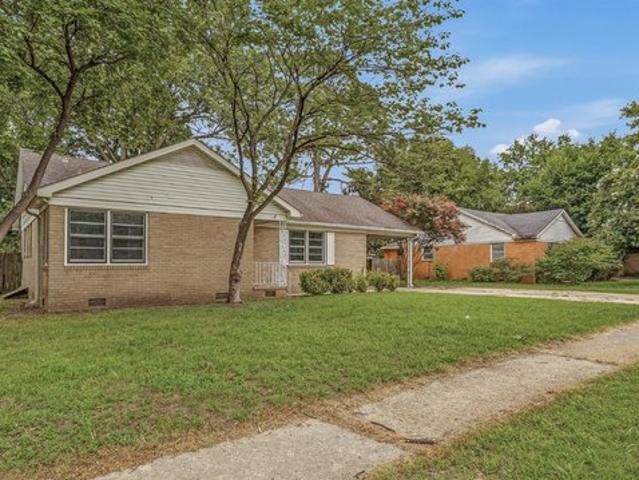 1108 Terry Ln, Blytheville, AR 72315