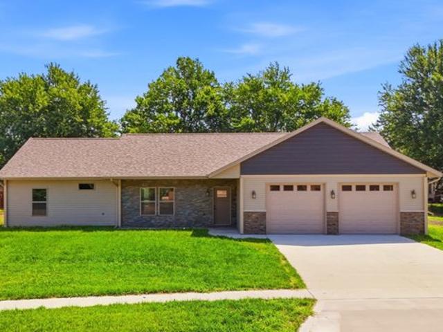 1108 Willow Ave, Burlington, IA 52601