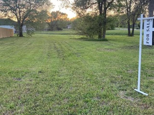 1108 Wright St, Greenville, TX 75401