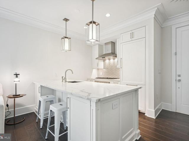 1108 16th St NW, Unit 604, Washington, DC 20036 | MLS #DCDC2250 | Compass